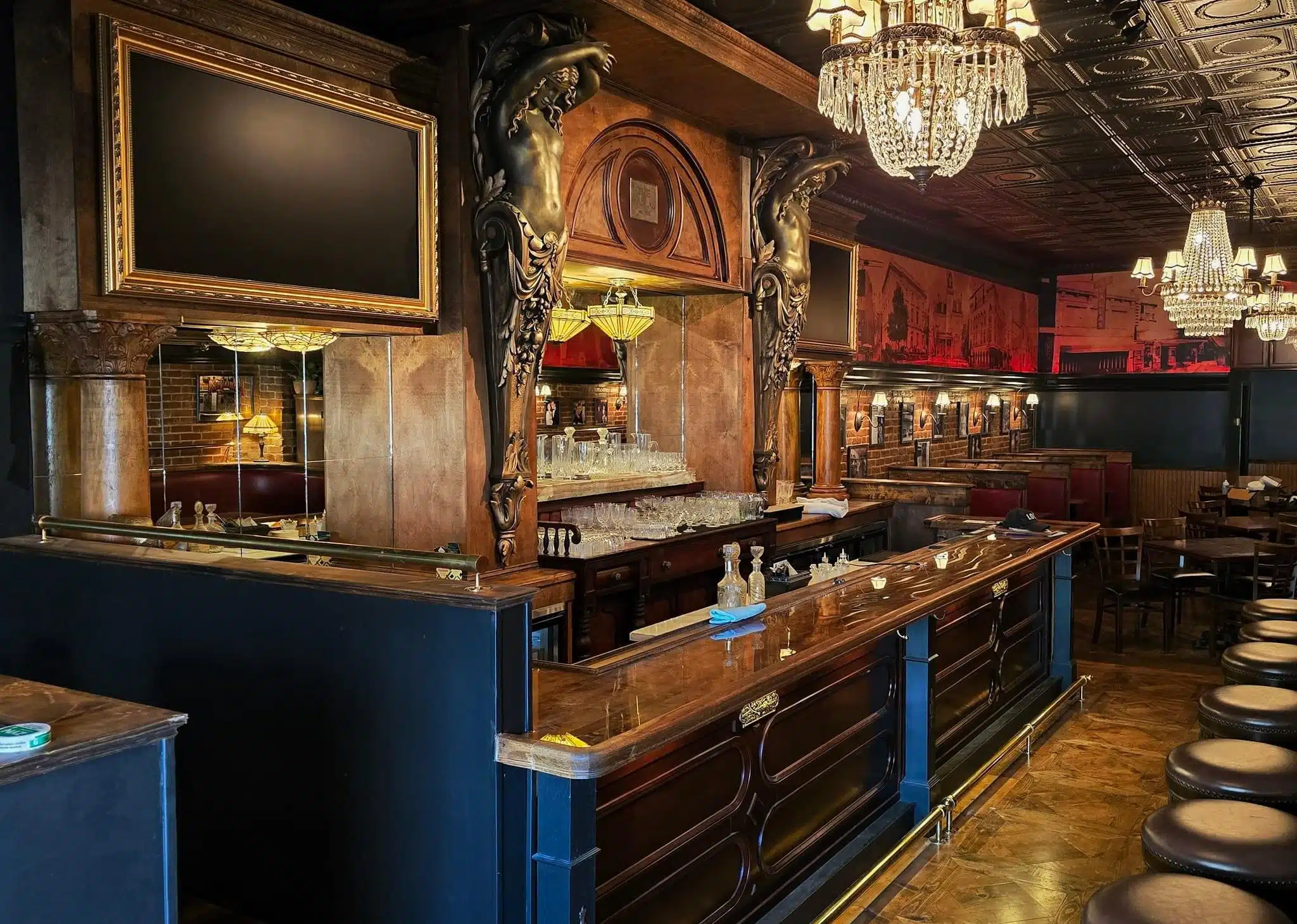 Get A Unique Speakeasy Experience at Callas Tavern in Owensboro – Visit ...